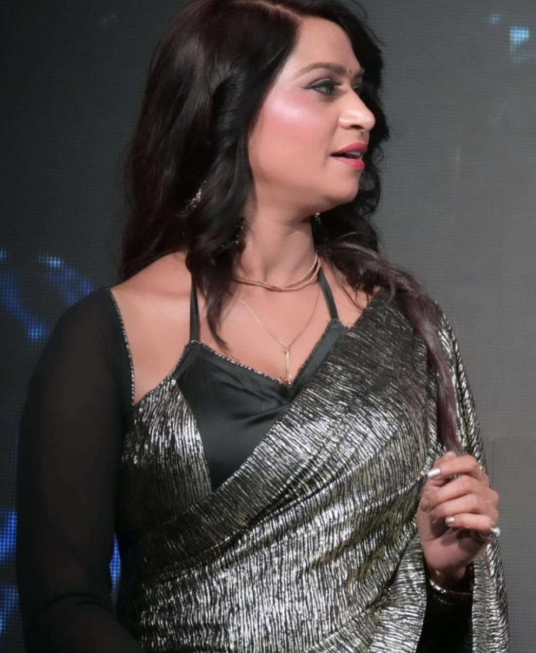 Drishti Boutique Collection – Designer Wear | Sarees, Gowns & Lehengas