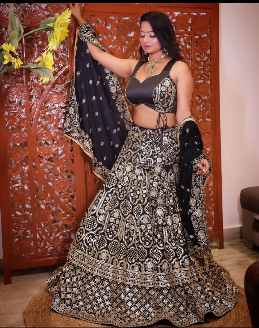 Drishti Boutique Collection – Designer Wear | Sarees, Gowns & Lehengas