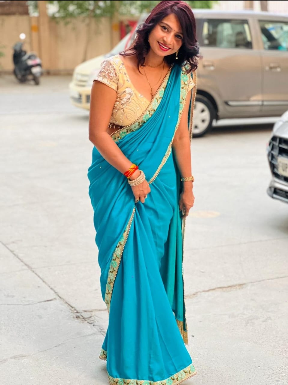 Drishti Boutique Collection – Designer Wear | Sarees, Gowns & Lehengas