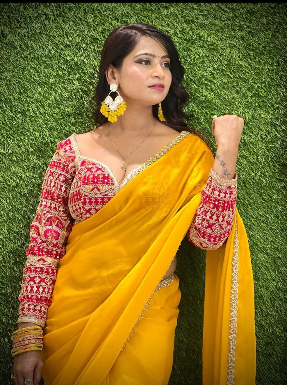 Drishti Boutique Collection – Designer Wear | Sarees, Gowns & Lehengas